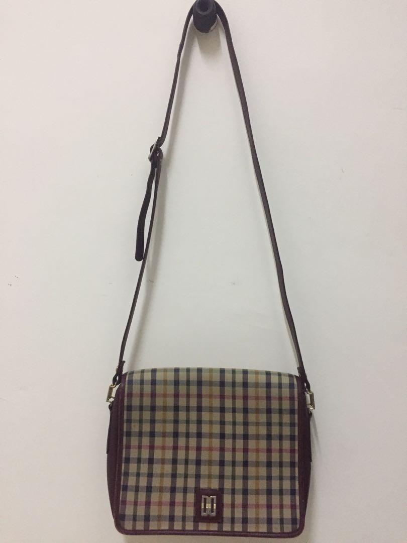 DAKS, Luxury, Bags & Wallets on Carousell