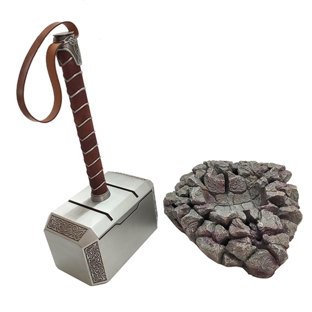 Marvel The Avengers - Thor Mjolnir Metal Hammer with LED Lights Base ...