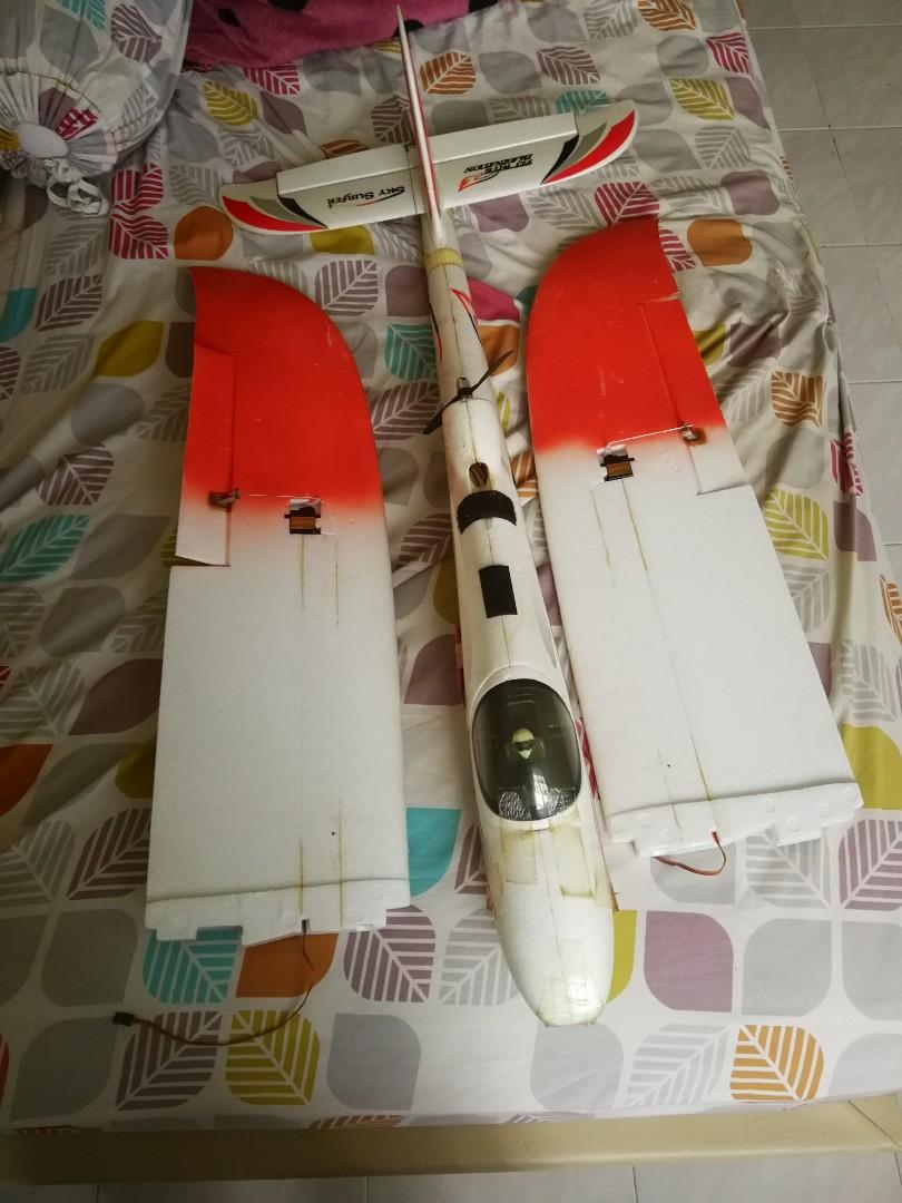 Sky Surfer RC plane, Photography, Drones on Carousell