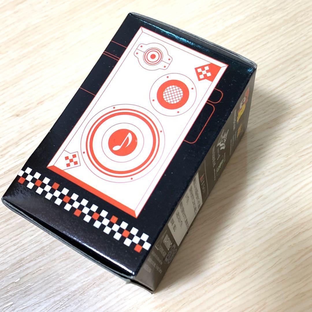 TOY2R Qee Egg Figure Collection, 興趣及遊戲, 玩具 & 遊戲類 - Carousell