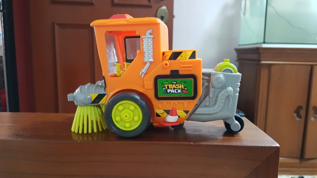 Trash pack car, Babies & Kids, Baby Nursery & Kids Furniture, Other ...