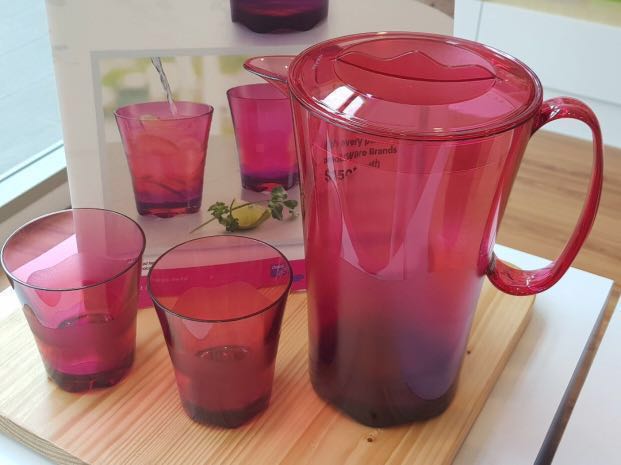 Tupperware Sheerly Elegant Pitcher (1)with Tumbler(2), TV & Home Appliances, Kitchen Appliances ...