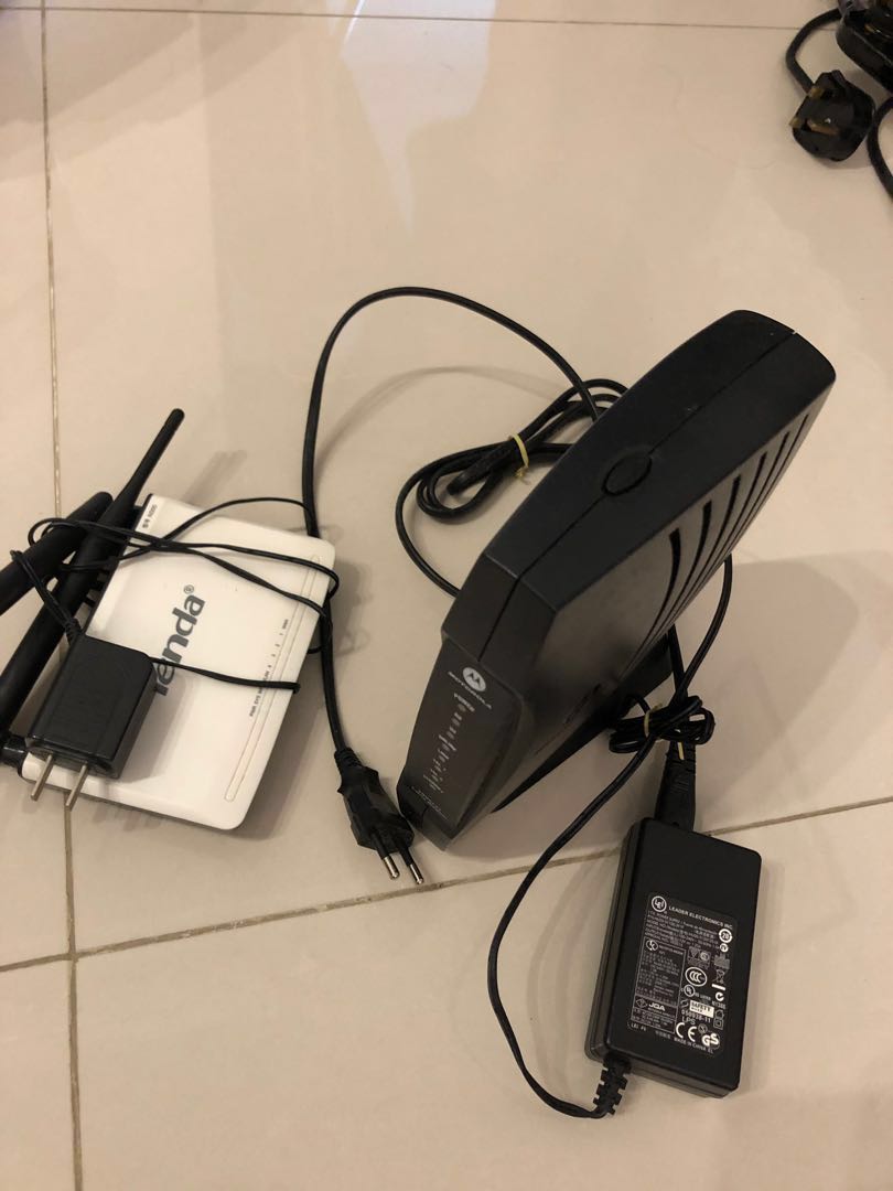 Wireless router and Modem, Computers & Tech, Parts & Accessories ...