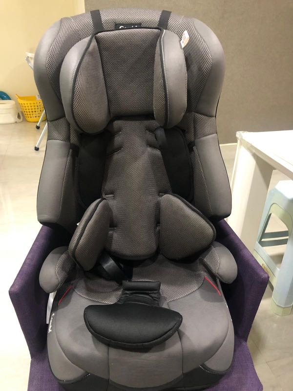 Combi Joytrip Booster seat, Babies & Kids, Going Out, Car Seats on Carousell