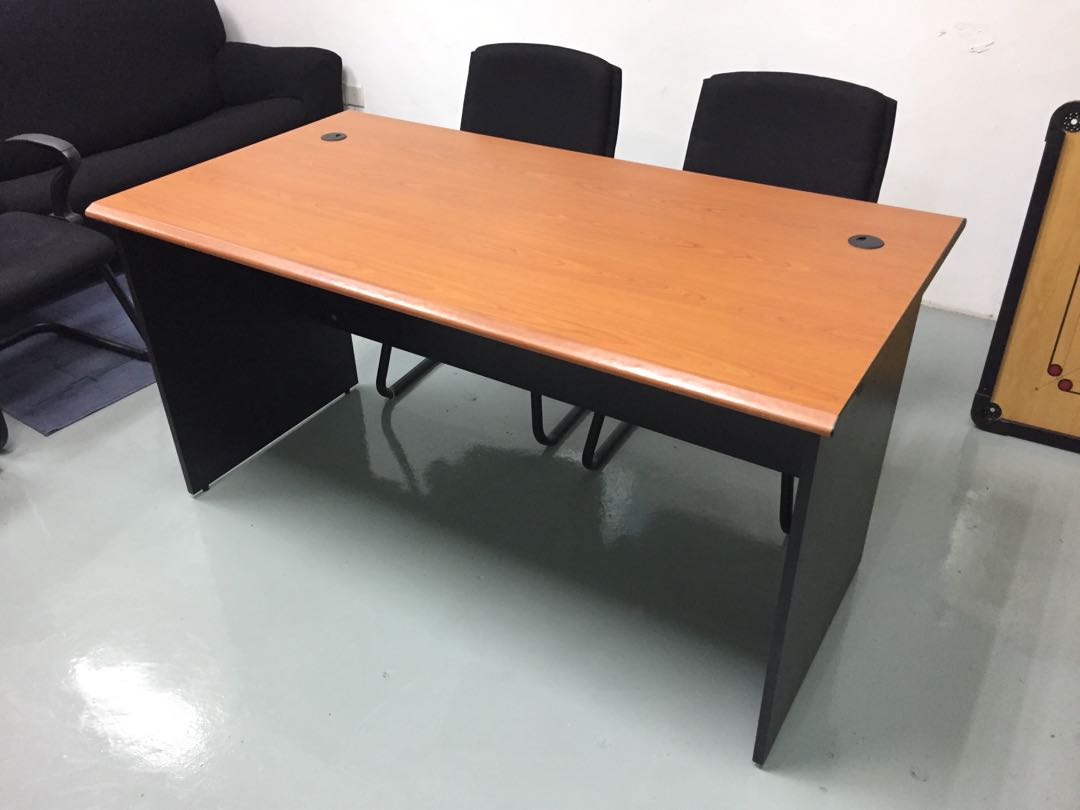 Office desk 5x2.5 ft, Furniture & Home Living, Furniture, Tables & Sets ...