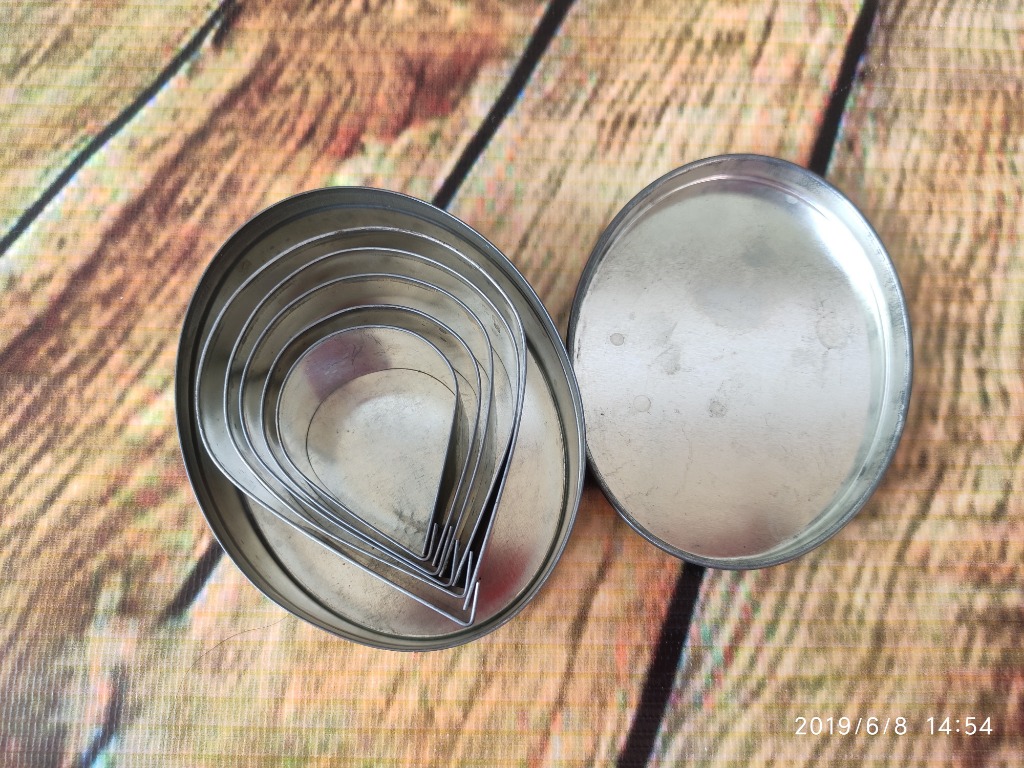 rose petal metal cutter set, Furniture & Home Living, Kitchenware ...