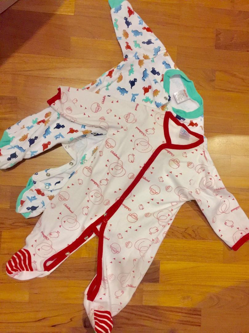 2 sets Baby full body suits (0-9 months) WITH CAP for the red suit in ...
