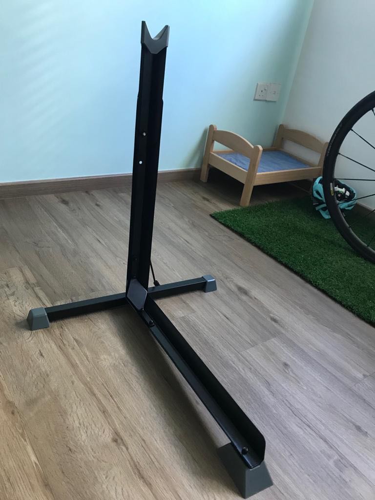 [brand new] Upright vertical bike stand 20”-29”, Sports Equipment ...