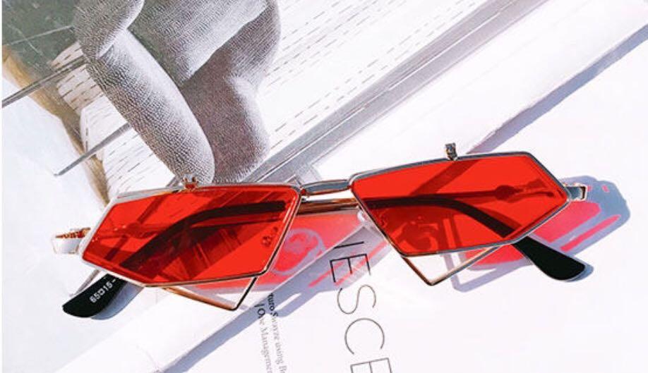 Double diamond shaped flap retro old school shades / sunglasses, Women ...