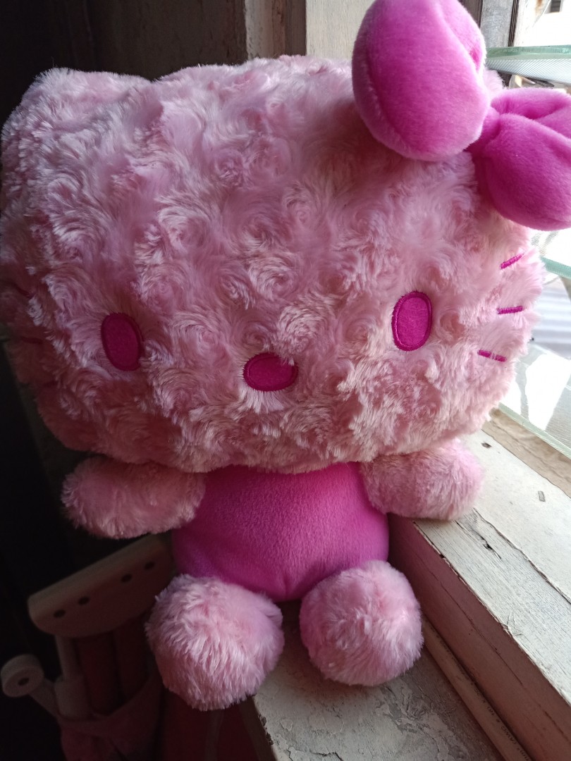 HK pink, Hobbies & Toys, Toys & Games on Carousell