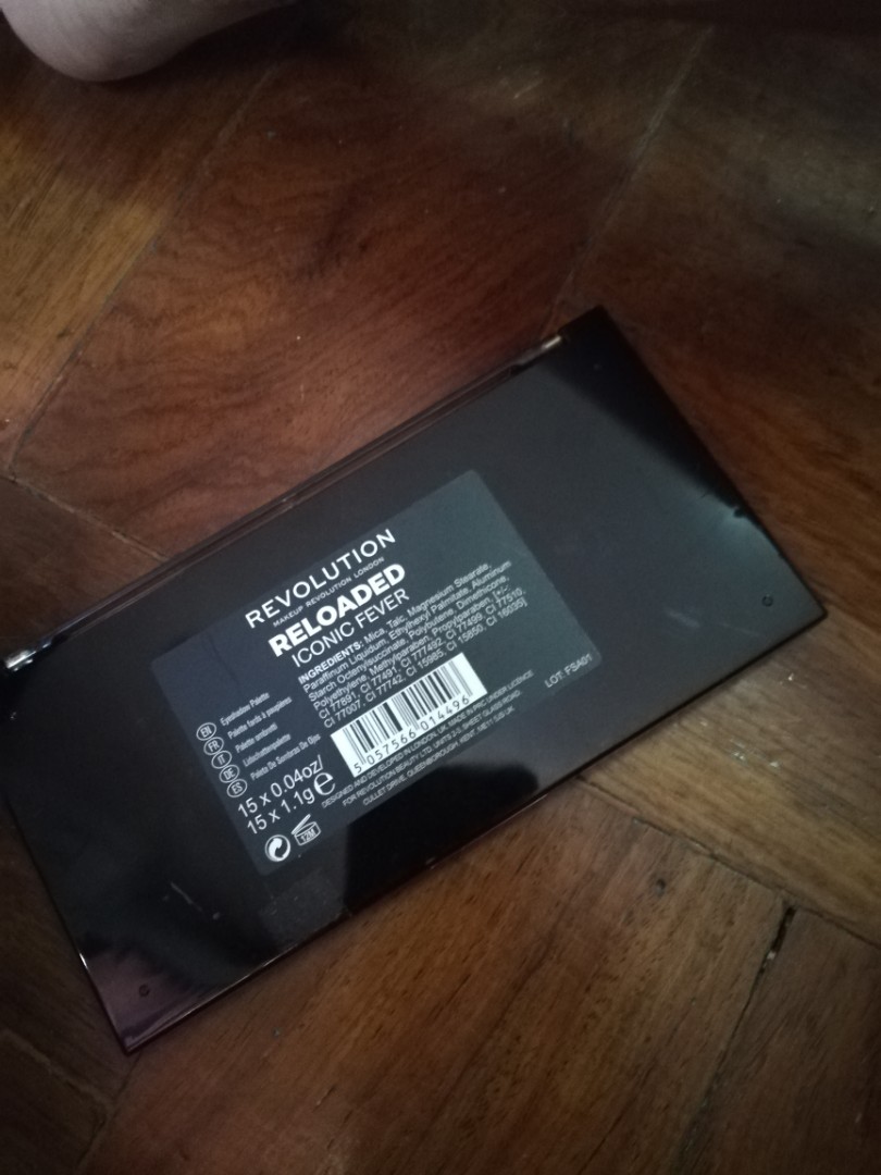 Makeup Revolution Reloaded Pallete Iconic Fever, Beauty & Personal Care ...