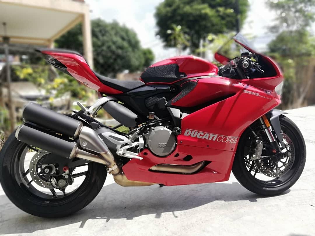 panigale 959, Motorbikes on Carousell