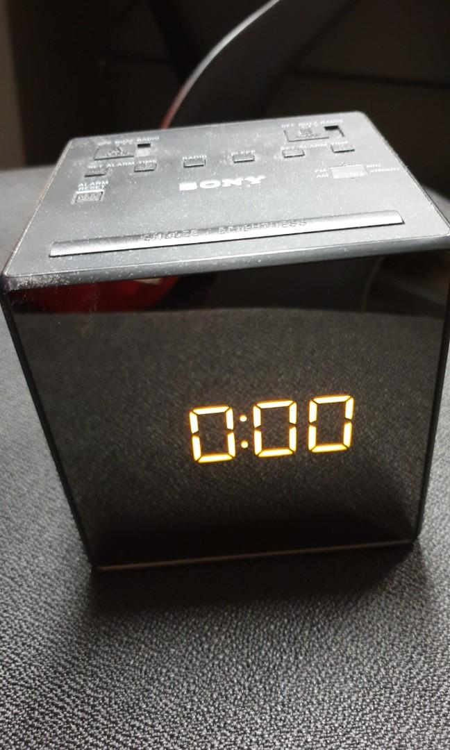 Sony Digital Clock Radio (Model ICF-C1T), Audio, Portable Music Players ...