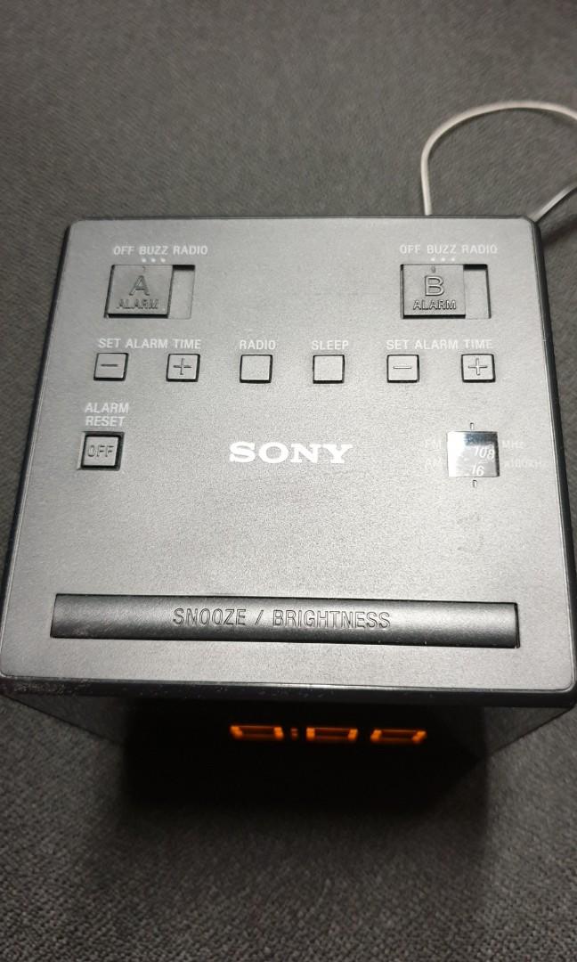 Sony Digital Clock Radio (Model ICF-C1T), Audio, Portable Music Players ...