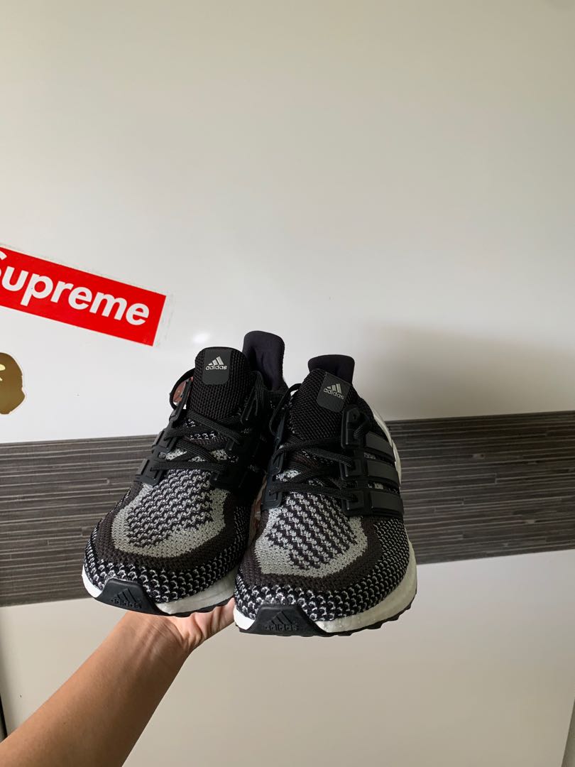 UltraBoost 2.0 silver medal, Men's Fashion, Footwear, Sneakers on Carousell