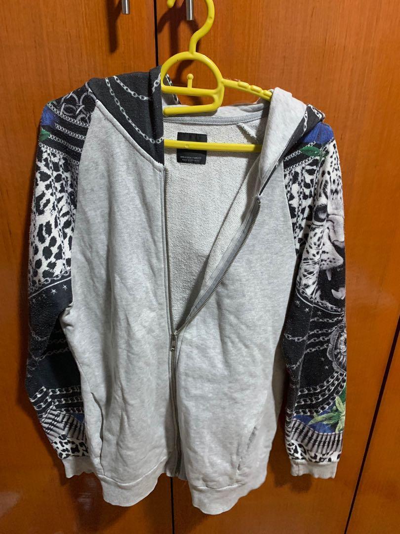 Zara tiger sleeve jacket, Men's Fashion, Coats, Jackets and Outerwear ...