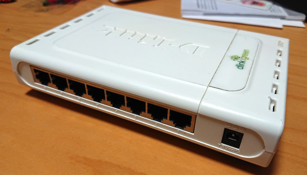 D-Link 8 port Gigabit Switch DGS-1008D (1000M) 100%work, 電腦＆科技, 電腦周邊及配件 ...