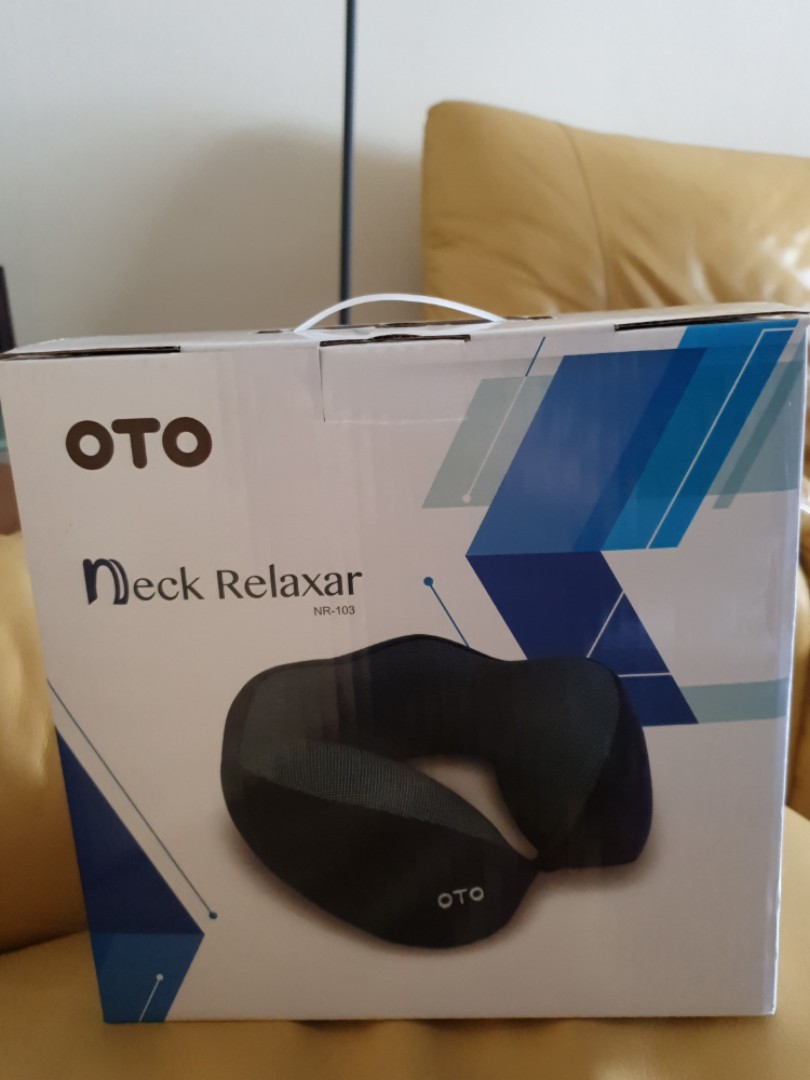 Oto Neck Relaxar ( Travel Pillow ), Health & Nutrition, Massage Devices on Carousell
