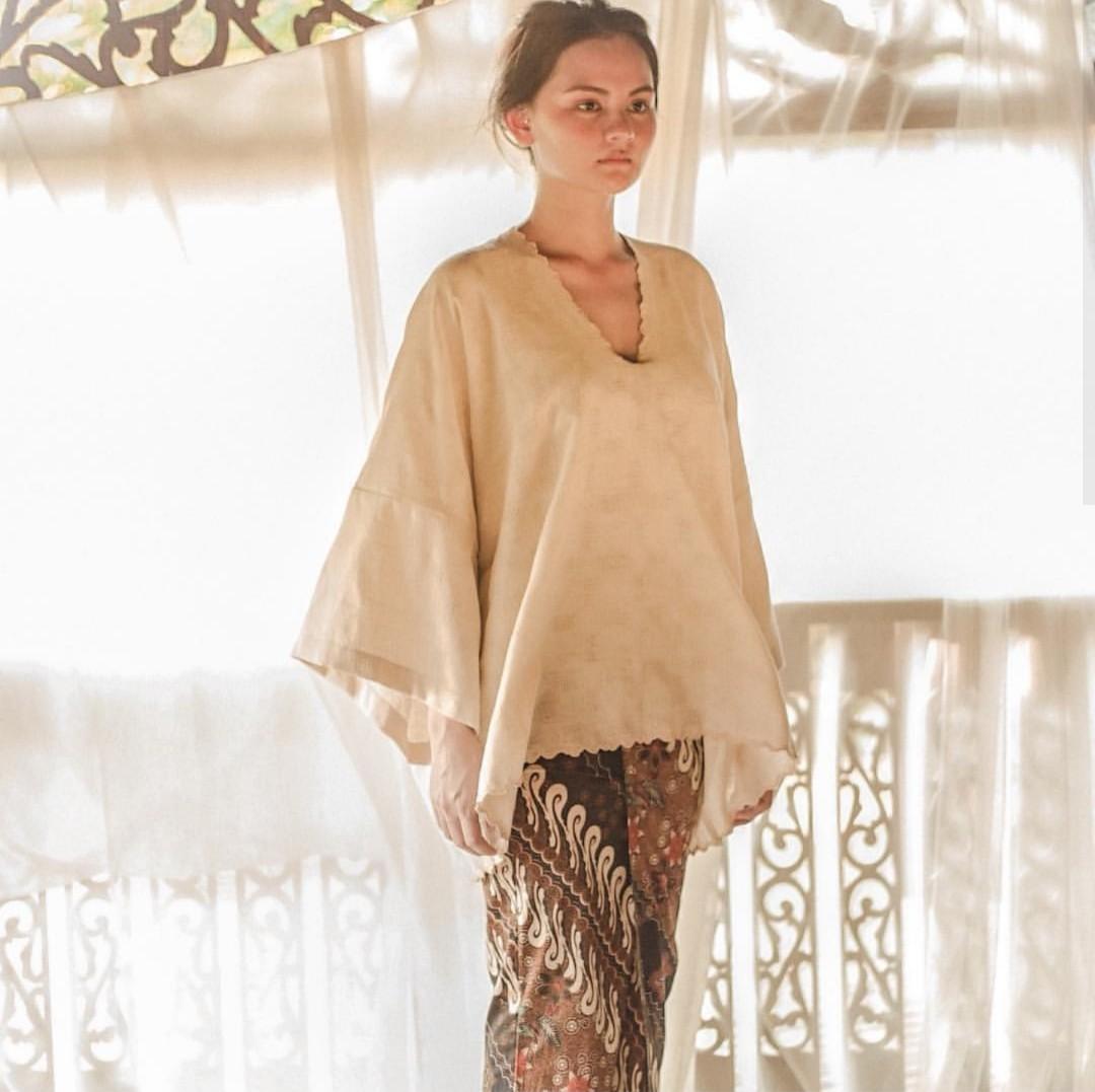 Tangsi Tujuh Nona Muda, Women's Fashion, Tops, Blouses on Carousell