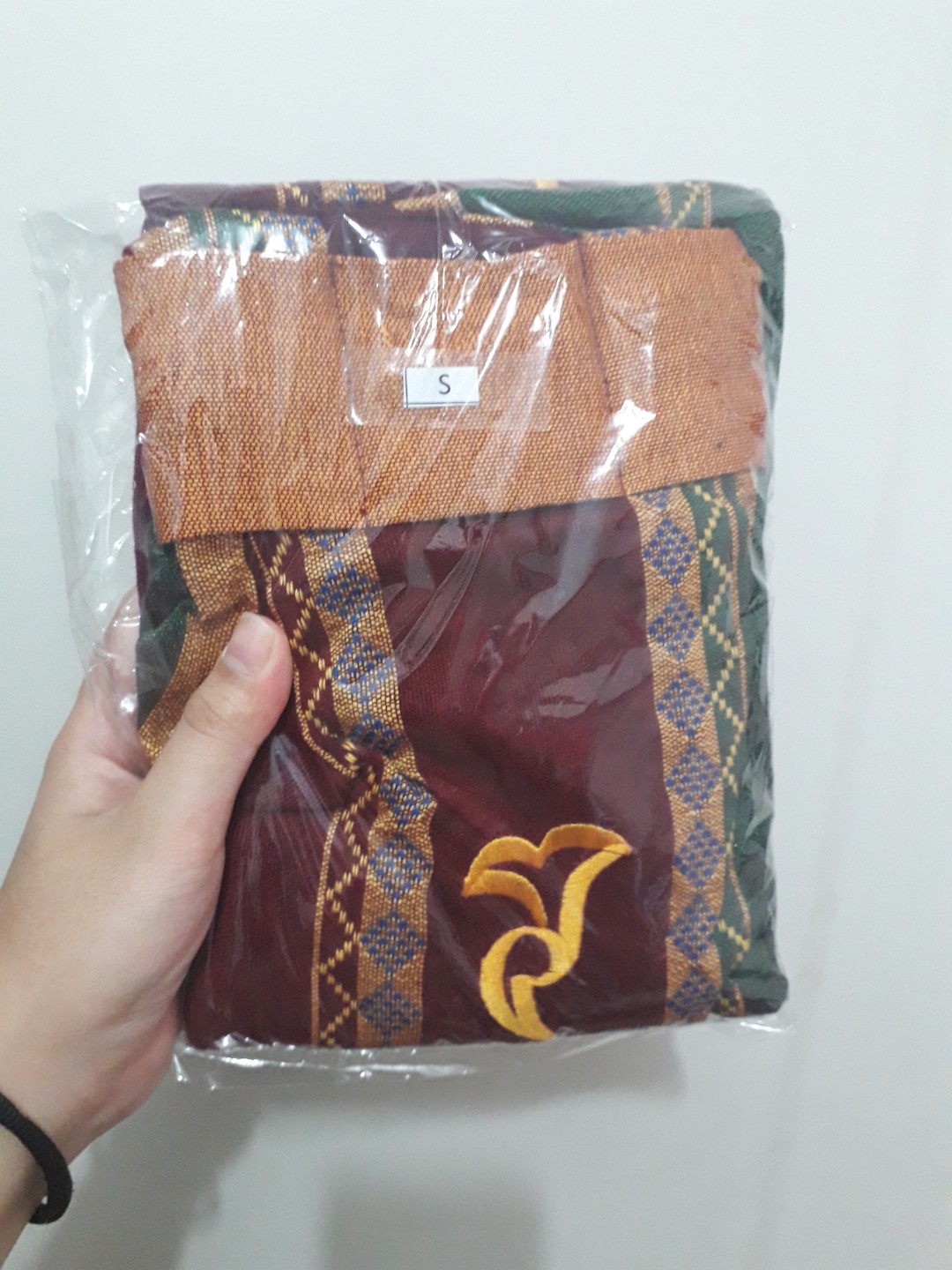 [FREE SHIPPING IF WITHIN MM] UP Handwoven Sablay with Embroidered ...