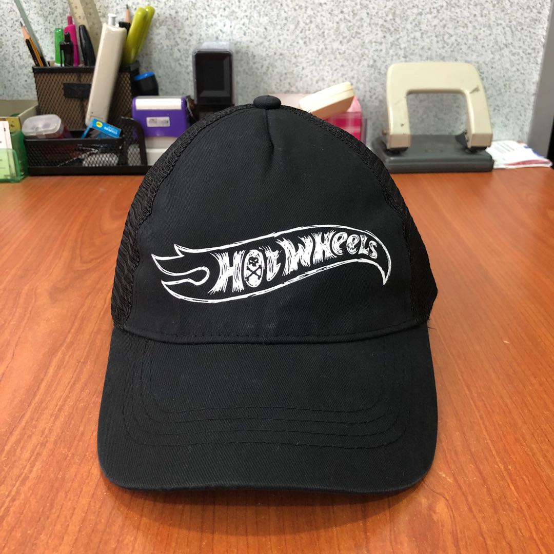 Hotwheels Trucker Cap, Men's Fashion, Watches & Accessories, Cap & Hats ...