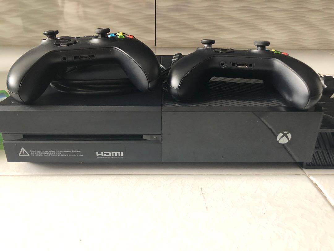 Xbox One 1 TB console (with add-ons), Video Gaming, Video Game Consoles ...