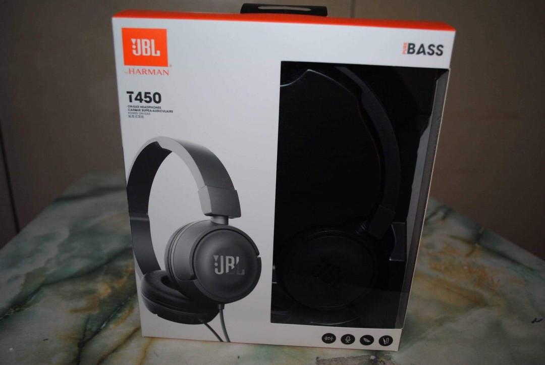 JBL T450 On Ear Headphones, Audio, Headphones & Headsets on Carousell