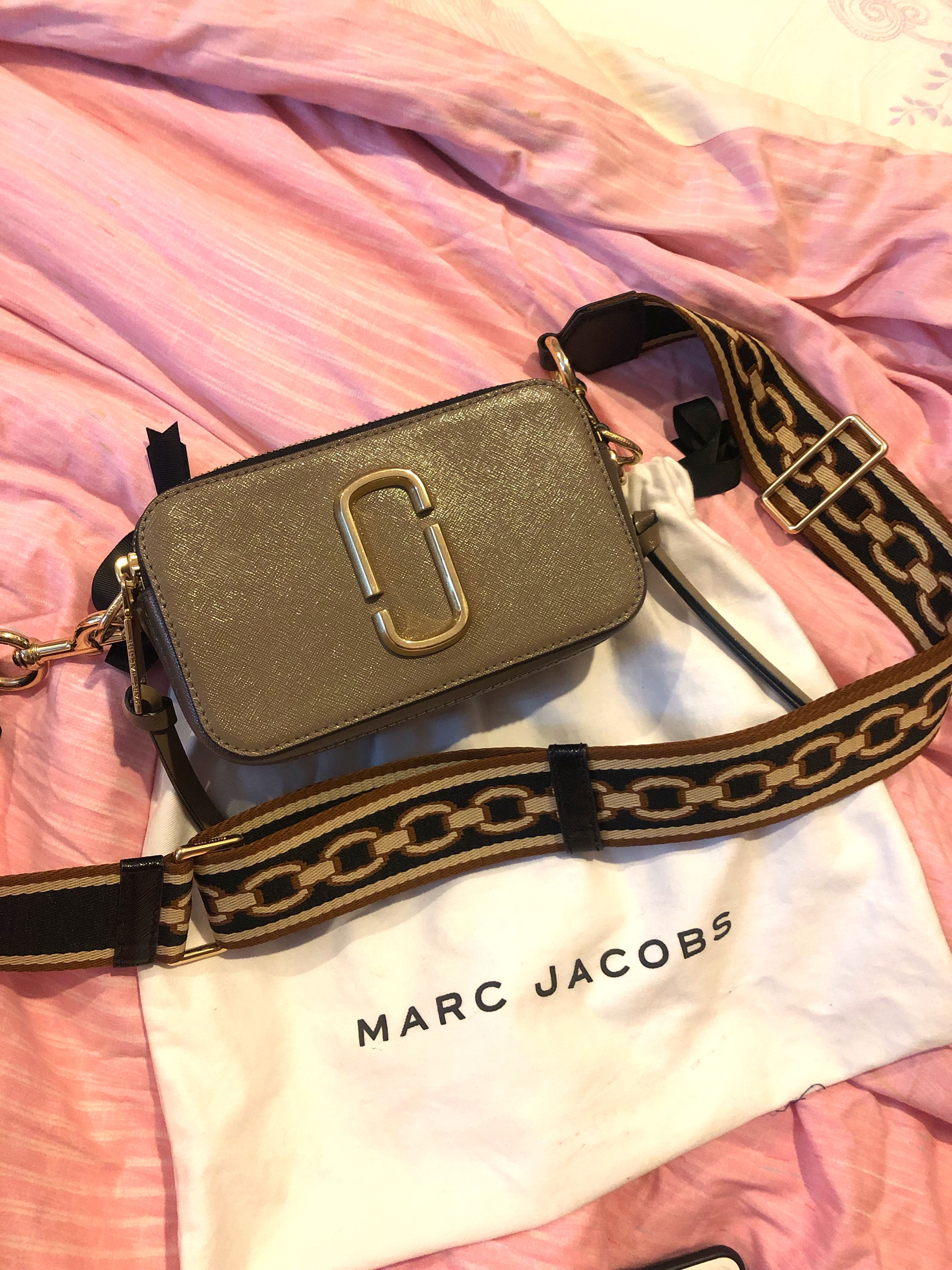 Marc Jacobs Snapshot original +db no defect!!, Fesyen Wanita, Tas ...