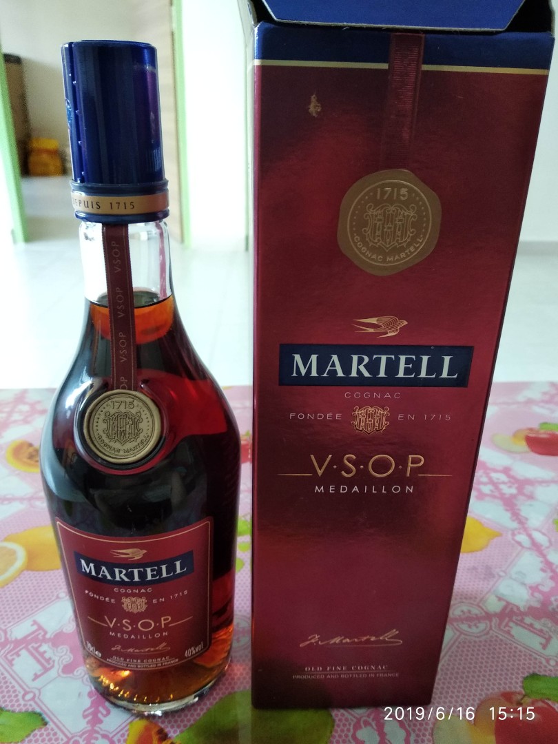 Martell VSOP Medaillon, Food & Drinks, Alcoholic Beverages on Carousell