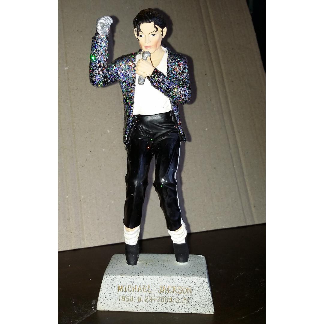 Michael Jackson Statue, Hobbies & Toys, Collectibles & Memorabilia, Fan ...