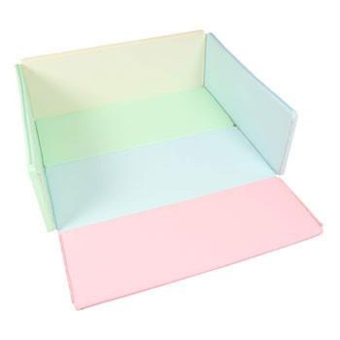 FOLDAWAY BUMPER MAT, Babies & Kids, Bathing & Changing, Changing Mats ...