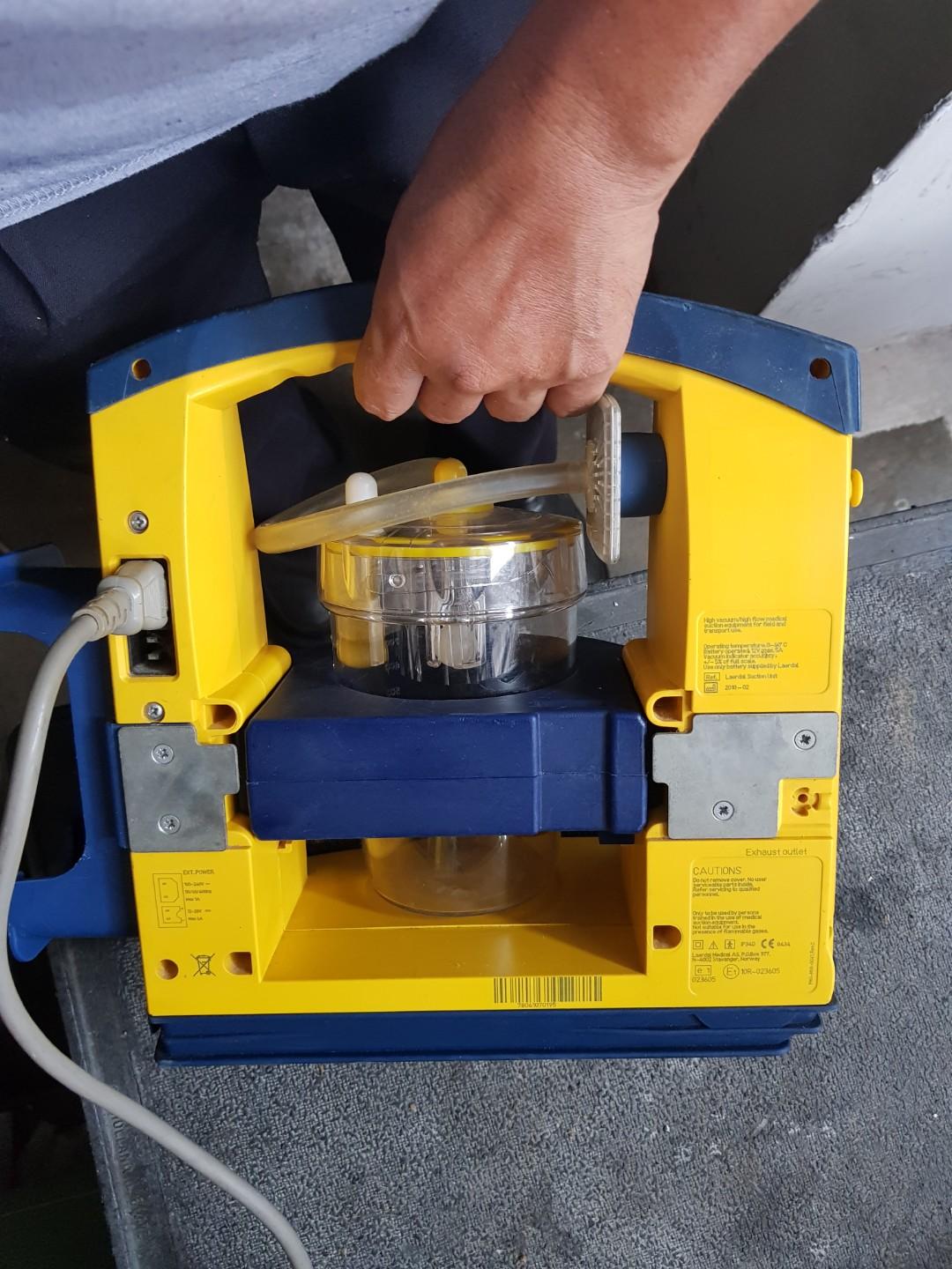 Laerdal LSU suction pump, Everything Else on Carousell