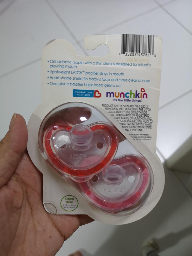 Munchkin Pacifier 3m+, Babies & Kids, Nursing & Feeding, Weaning ...