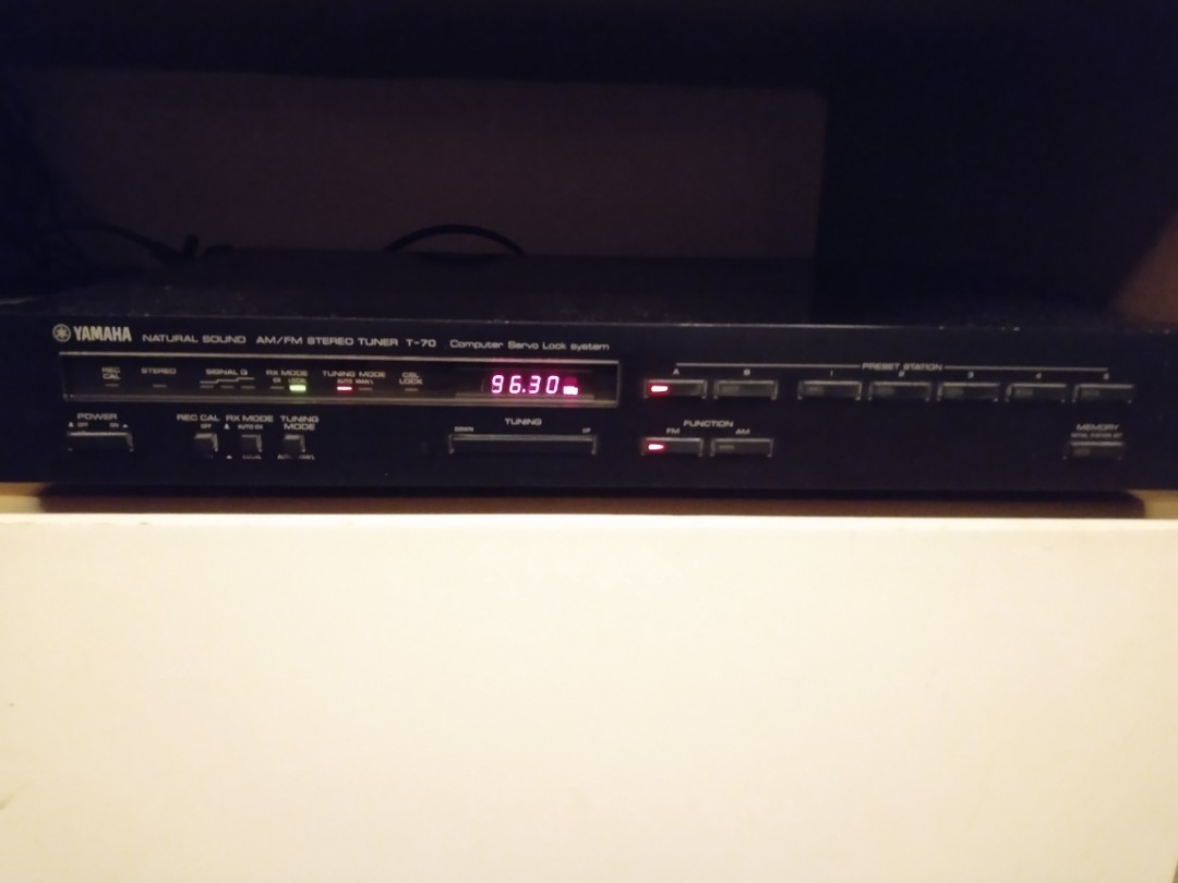 Yamaha Am FM Stereo Tuner T70, 音響器材, 可攜式音響設備 - Carousell