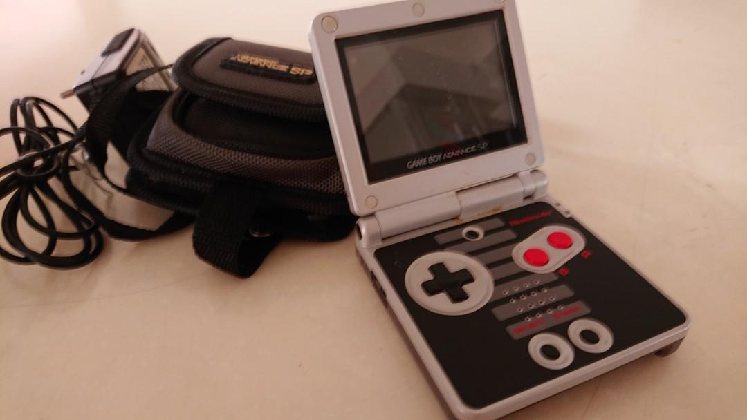 Gameboy Advance SP special edition (Working), Video Gaming, Video Game ...