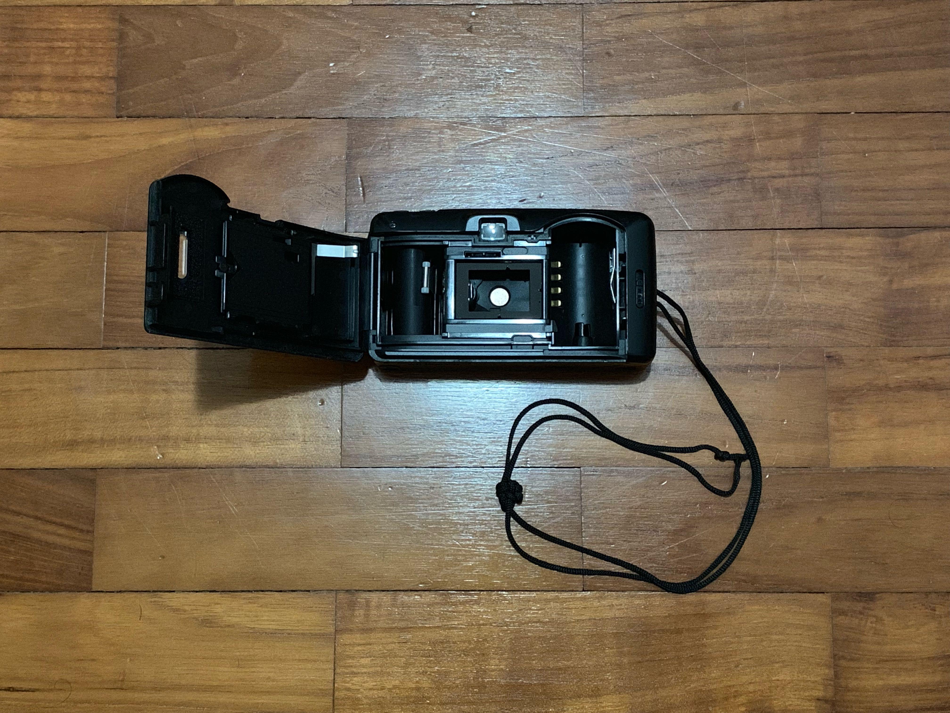 Leica Mini 3 , Photography, Cameras on Carousell