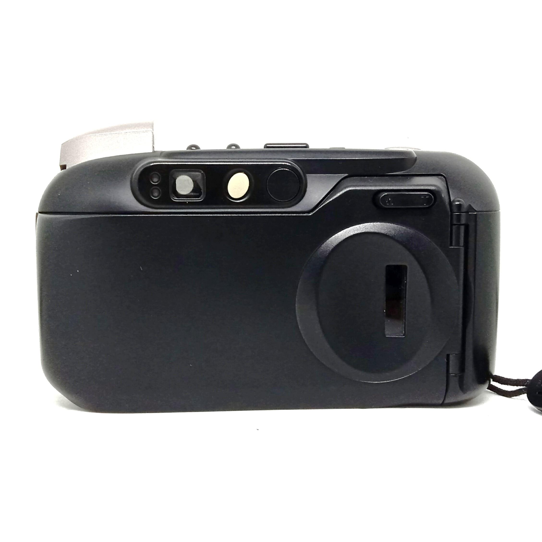 Minolta Riva Zoom 70w Film Camera, Photography, Cameras on Carousell