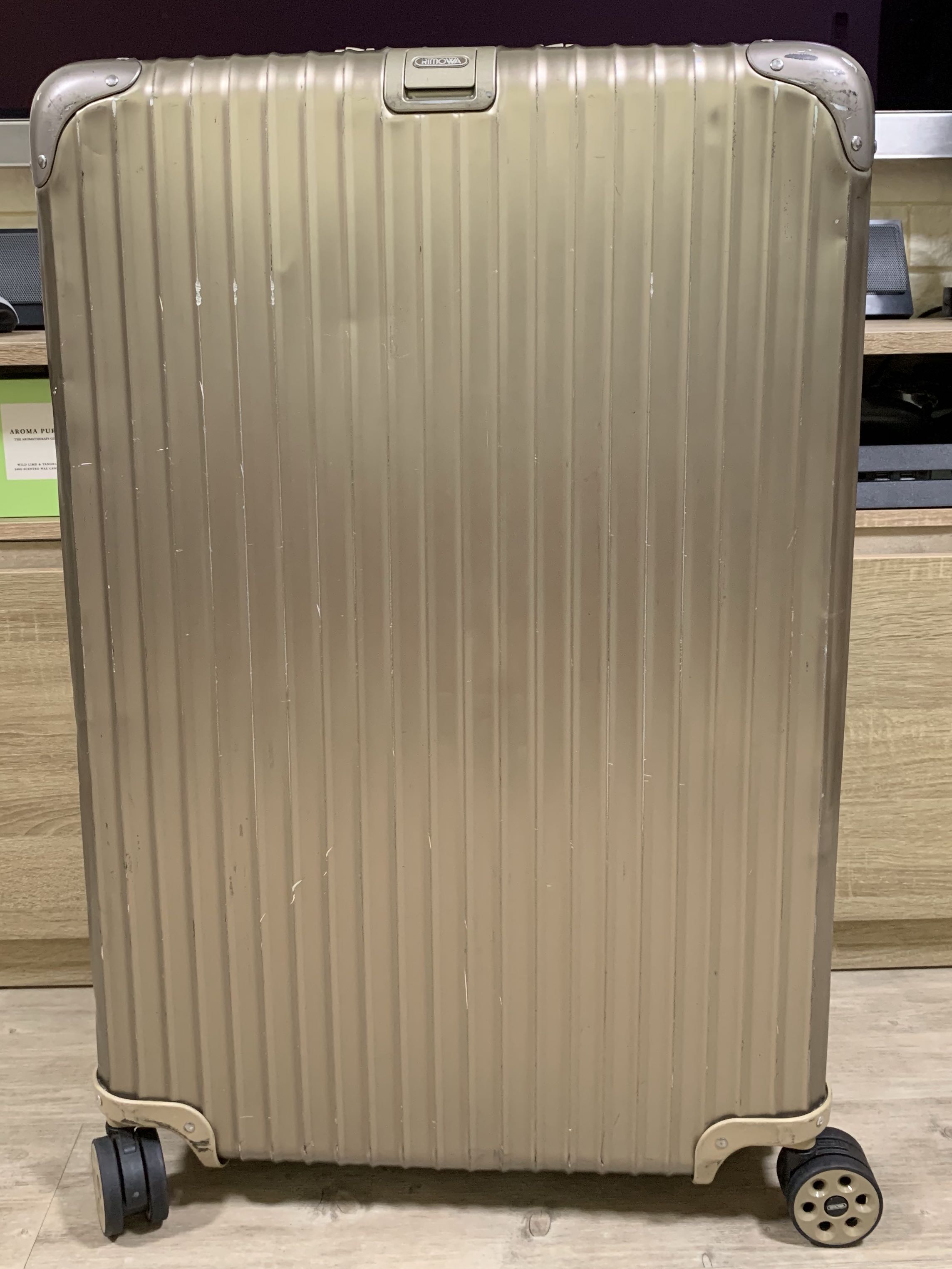 RIMOWA TOPAS TITANIUM MULTIWHEEL LUGGAGE, Hobbies & Toys, Travel ...