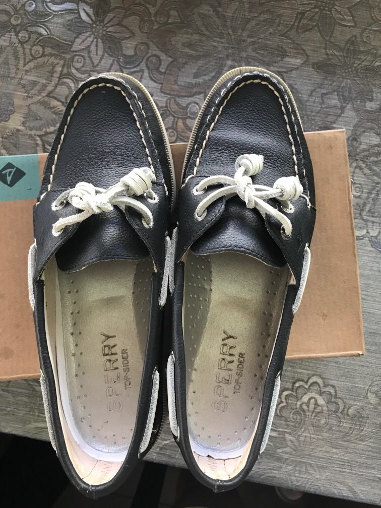 Original sperry shoes, Women's Fashion, Footwear, Sneakers on Carousell