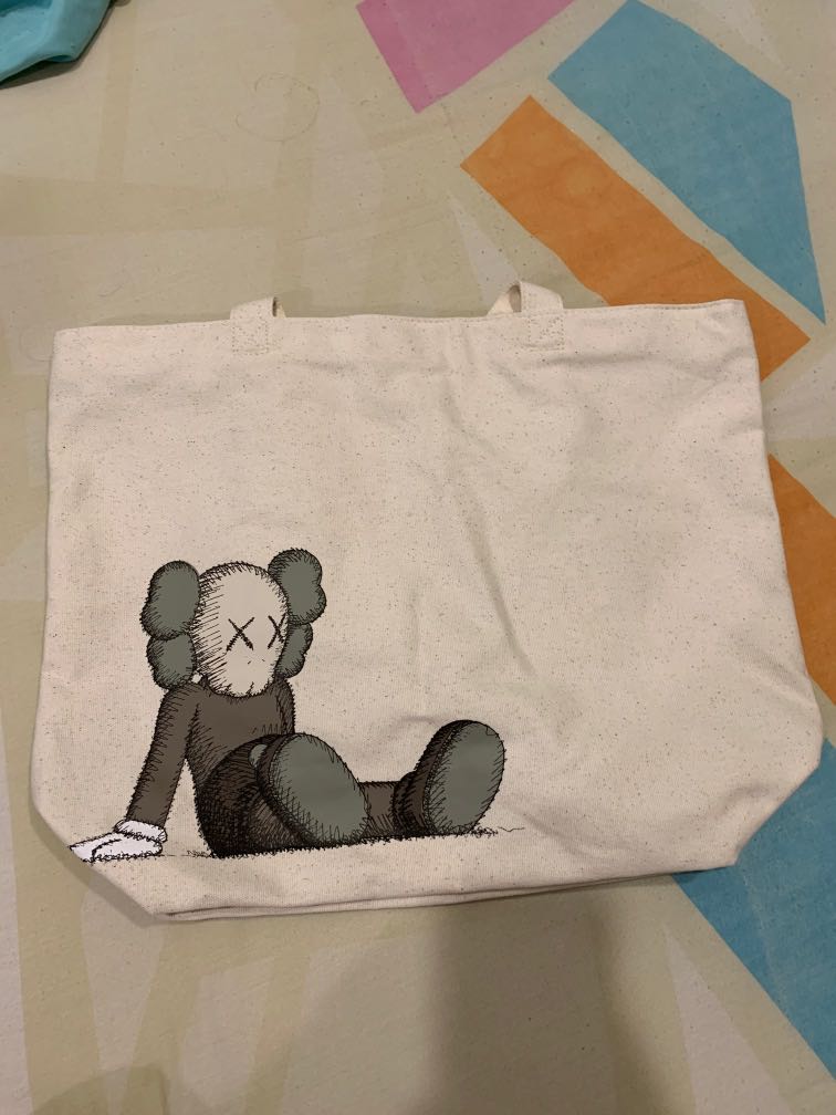 Uniqlo x kaws canvas tote bag, Women's Fashion, Bags & Wallets, Tote ...