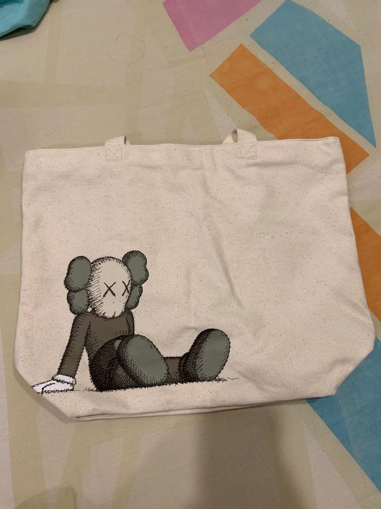 Uniqlo x kaws canvas tote bag, Women's Fashion, Bags & Wallets, Tote ...