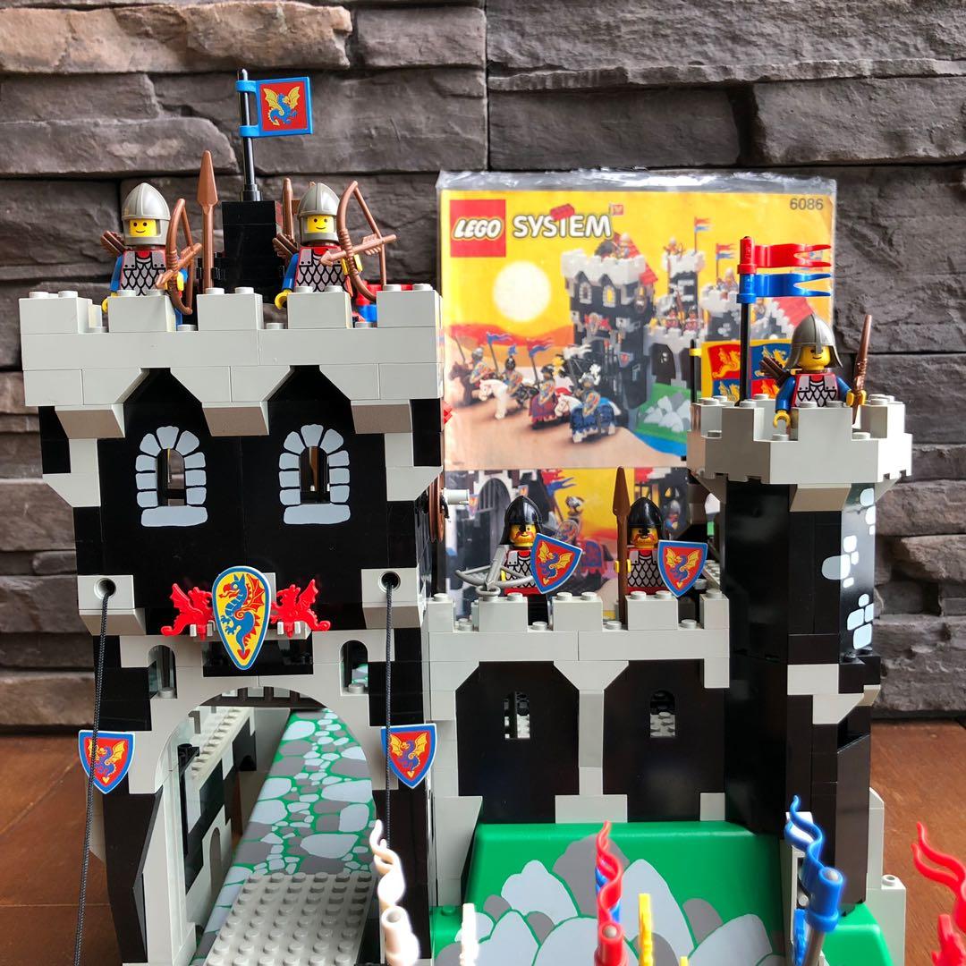 [Reserved] Vintage Lego 6086 Black Knights Castle, Hobbies & Toys, Toys ...