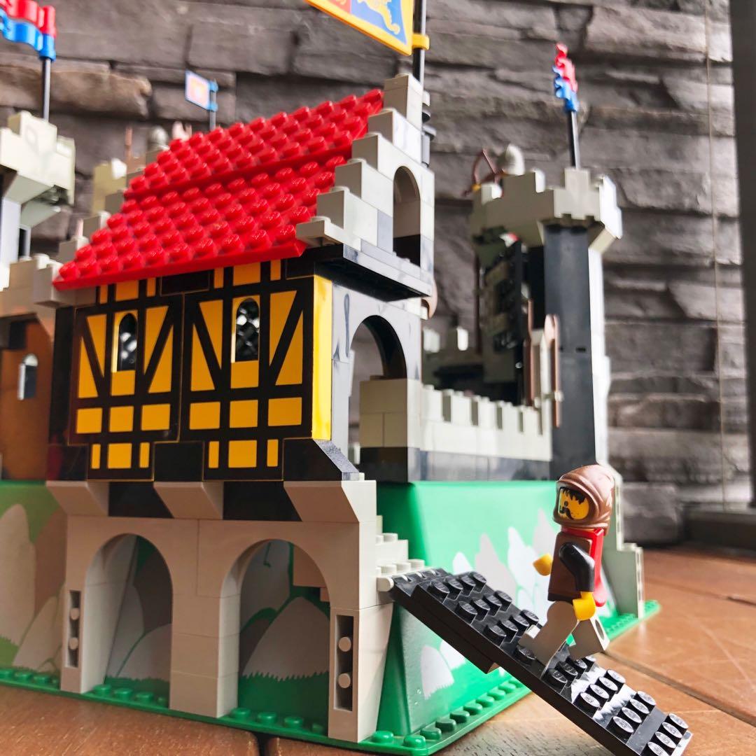 [Reserved] Vintage Lego 6086 Black Knights Castle, Hobbies & Toys, Toys ...