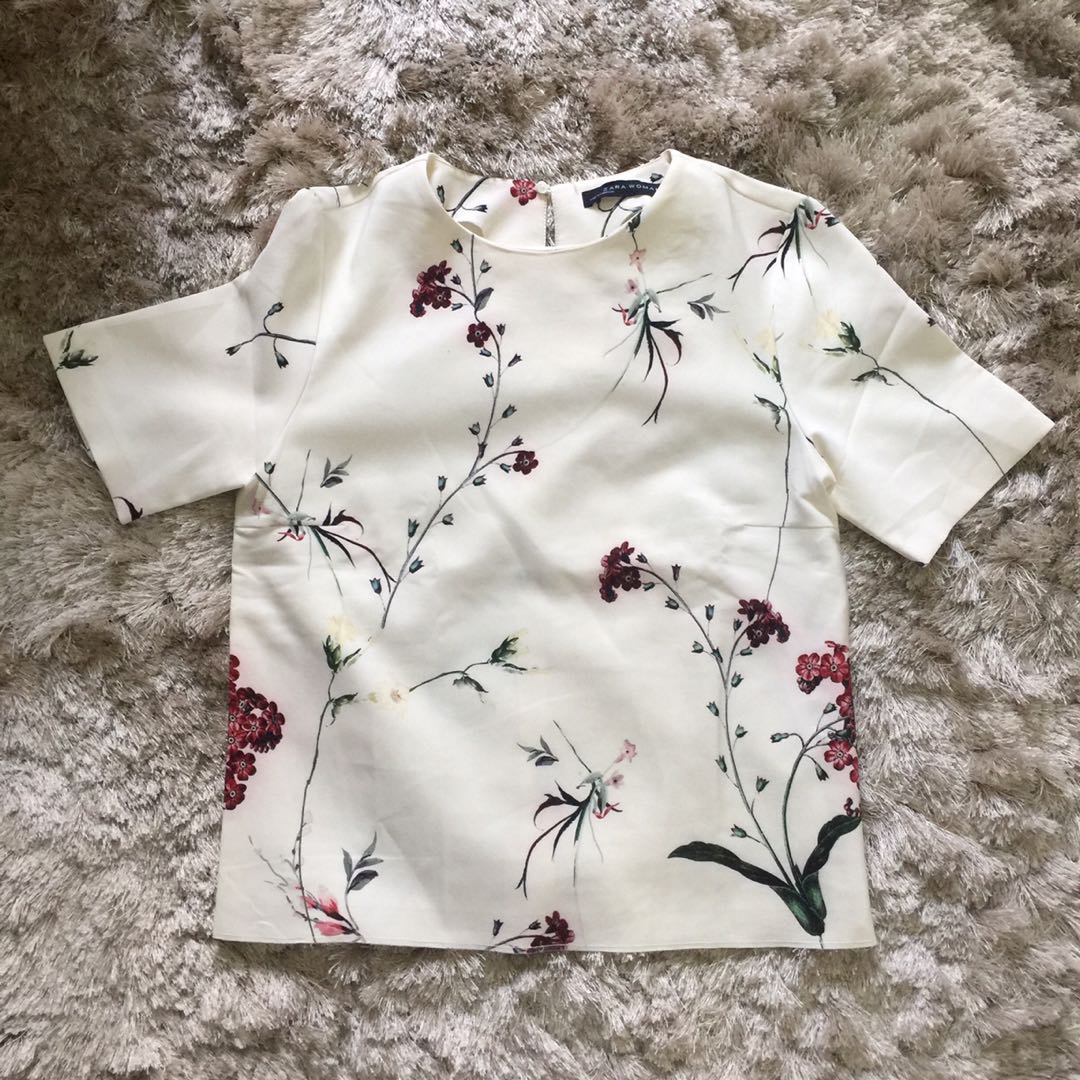 Zara floral too, Women's Fashion, Tops, Blouses on Carousell