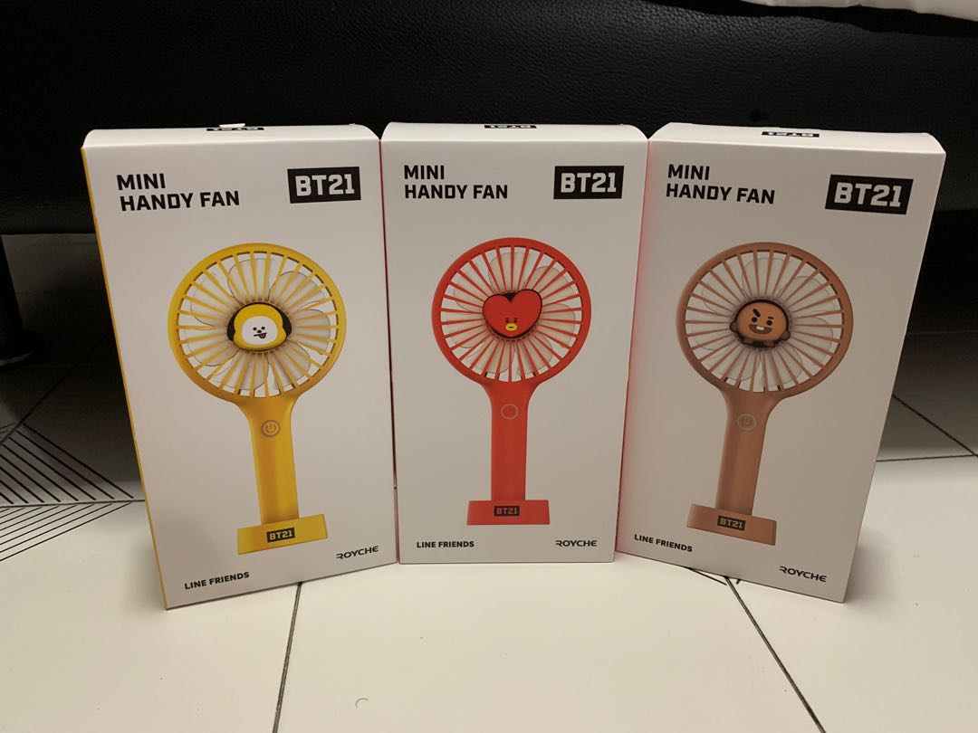 BT21 x Royche New mini handy fan, Hobbies & Toys, Memorabilia & Collectibles, Fan Merchandise on ...