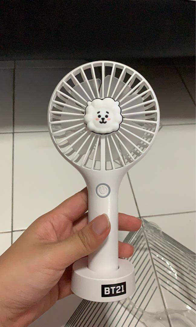 BT21 x Royche New mini handy fan, Hobbies & Toys, Memorabilia & Collectibles, Fan Merchandise on ...