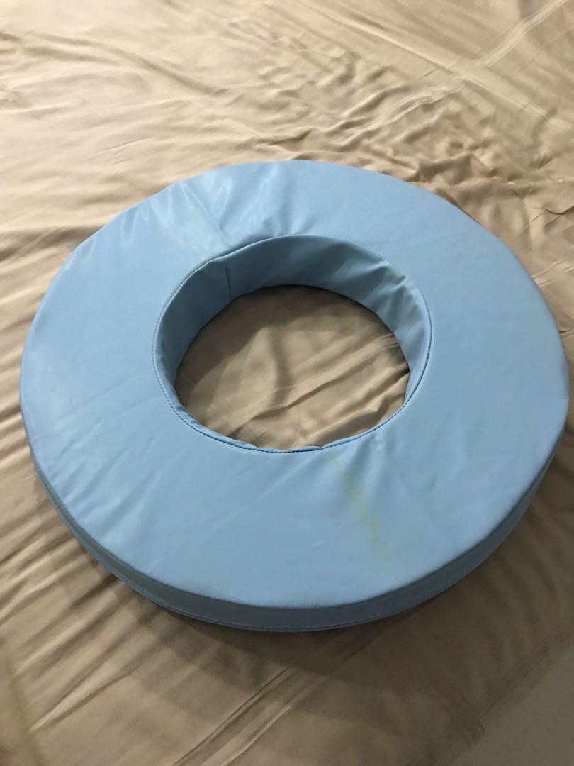 Seat Ring Cushion (Haemorrhoids, post Partum), Health & Nutrition ...