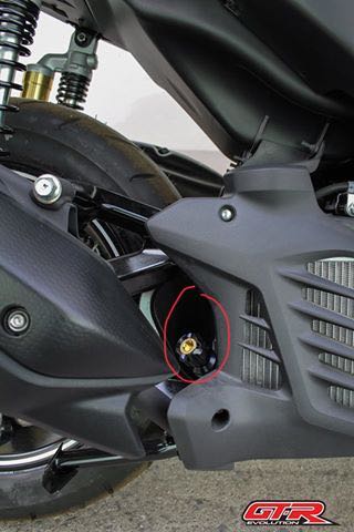 Yamaha Aerox GTR Evolution Engine Oil Dipper, Motorcycles, Motorcycle ...