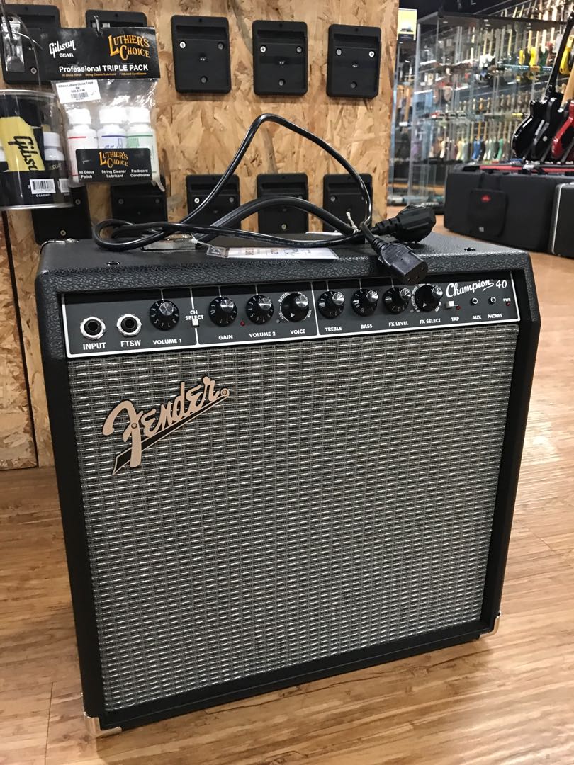 Fender Champion 40 Amplifier, Hobbies & Toys, Music & Media, Musical ...