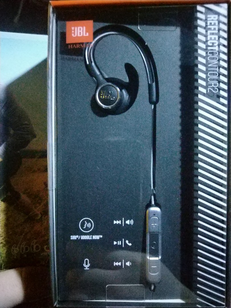 Jbl reflect contour 2 black colour, Audio, Earphones on Carousell